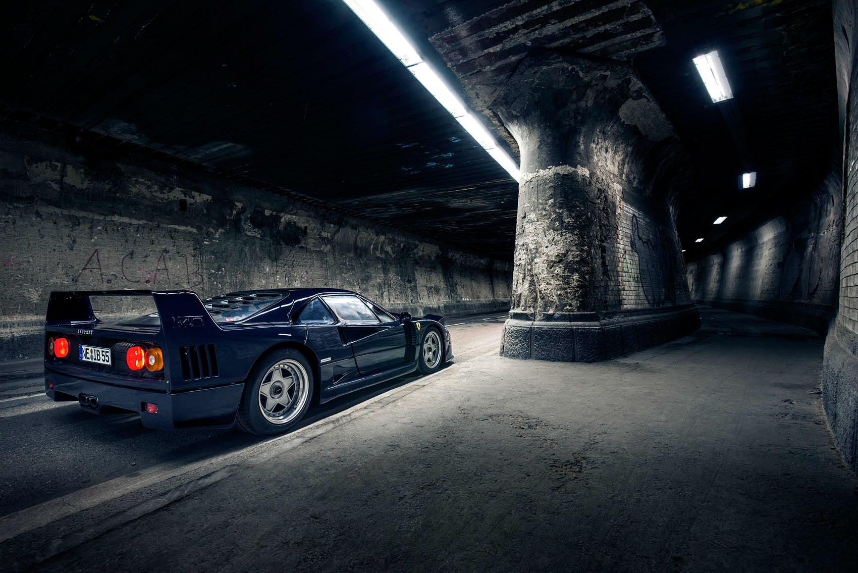 Blue Beauty - Ferrari F40 [Wallpaper] | addicted to motorsport
